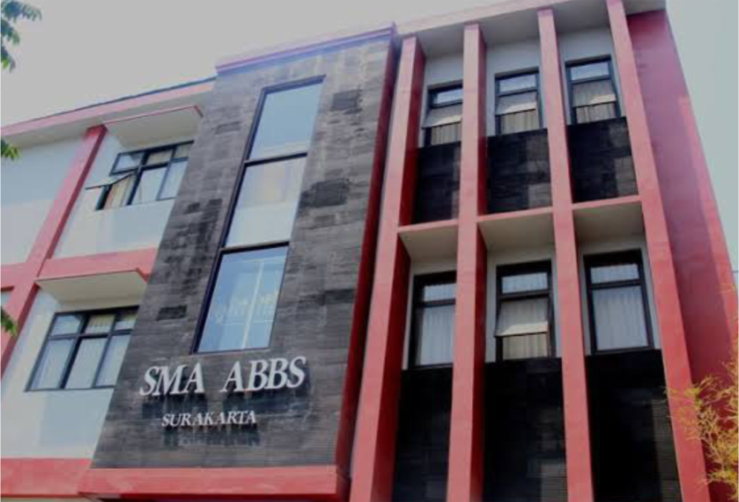 Rincian Biaya SMA ABBS Surakarta di Tahun 2024/2025 | LineTekno